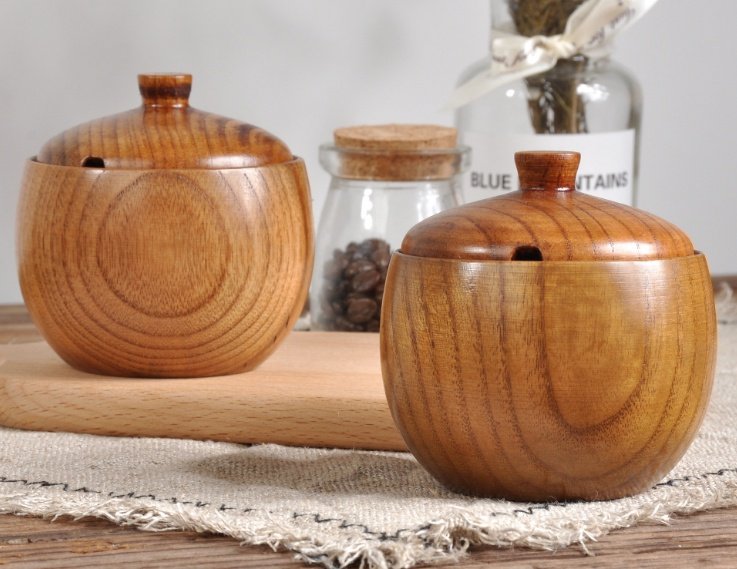 Creative Retro Solid Wood Salt Shaker With Lid – chandrahandicraft.com